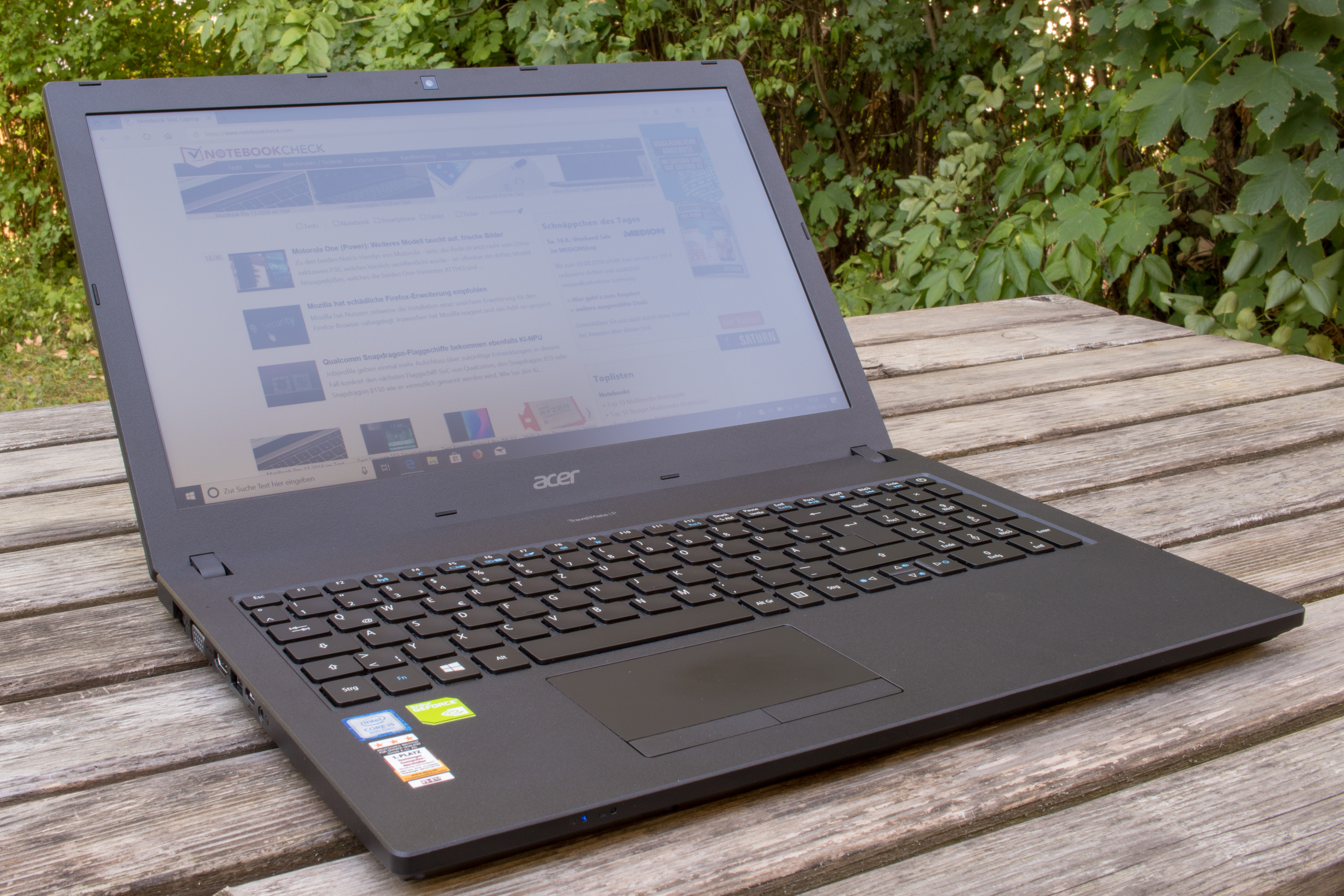 Courte critique du PC portable Acer TravelMate P2510 (i5-8250U, MX130 ...