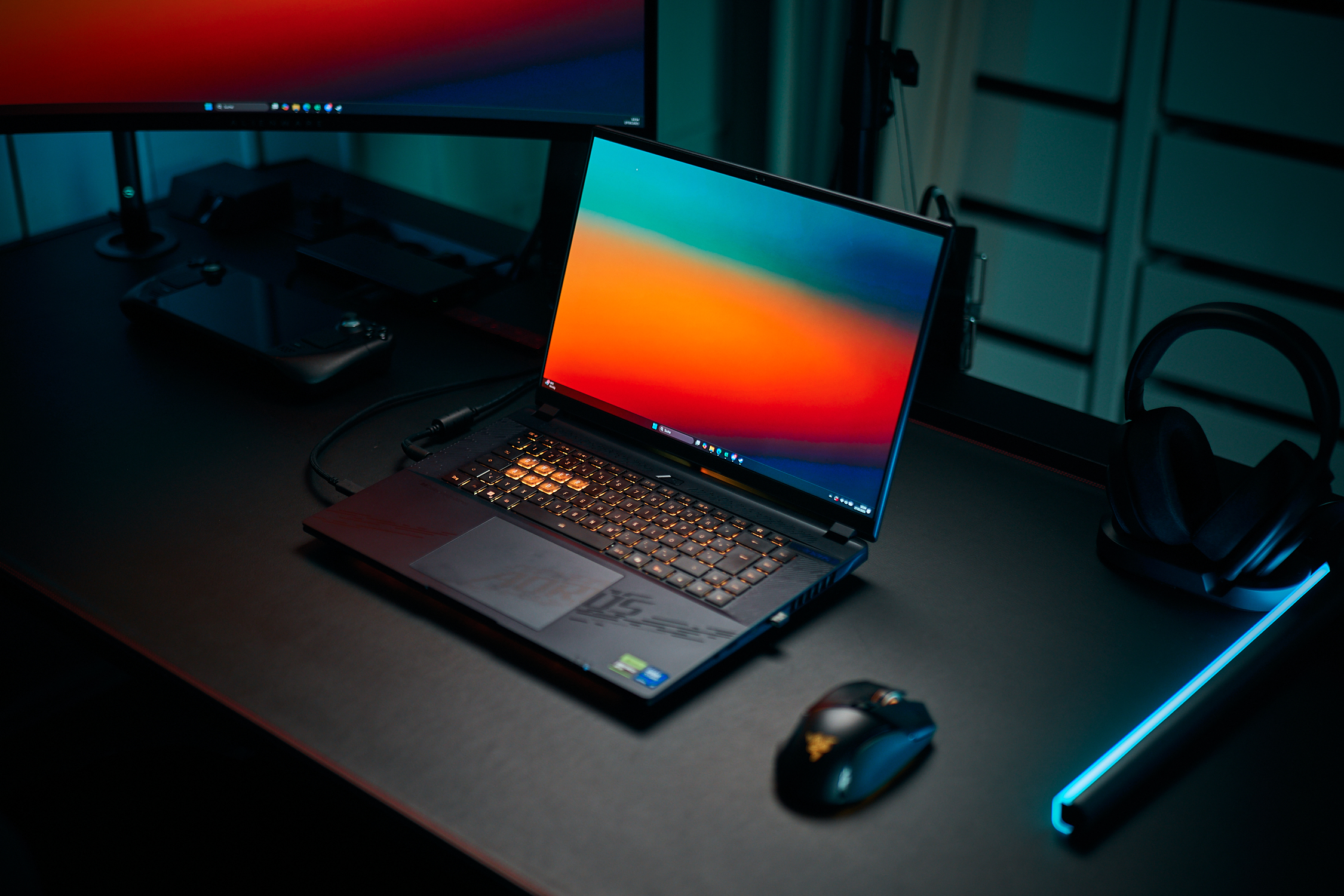 Test du Gigabyte Aorus Master 16 : RTX 5090 et OLED 240 Hz face aux ROG ...