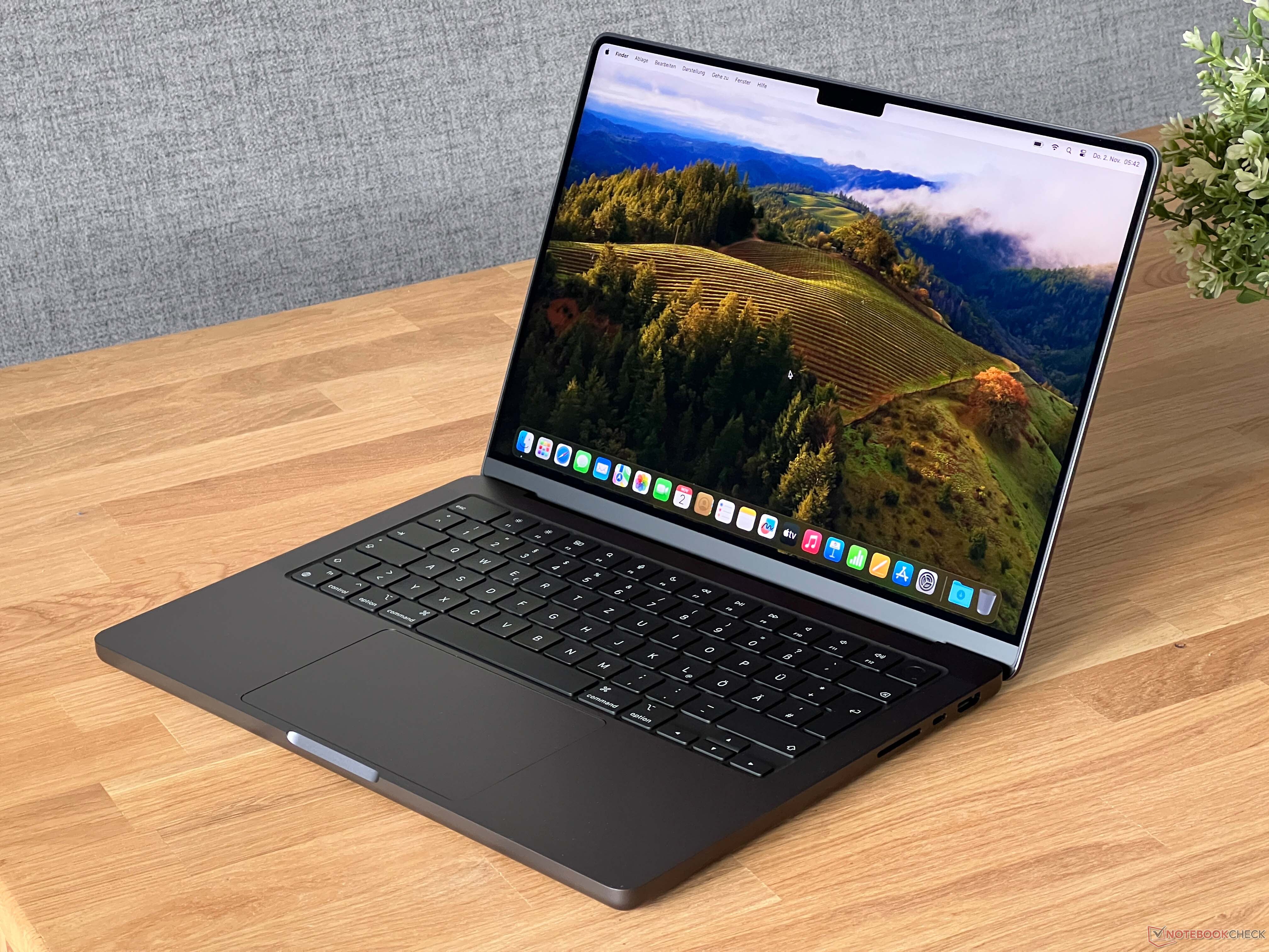 Test de l'Apple MacBook Pro 14 2023 M3 Max : processeur le plus ...