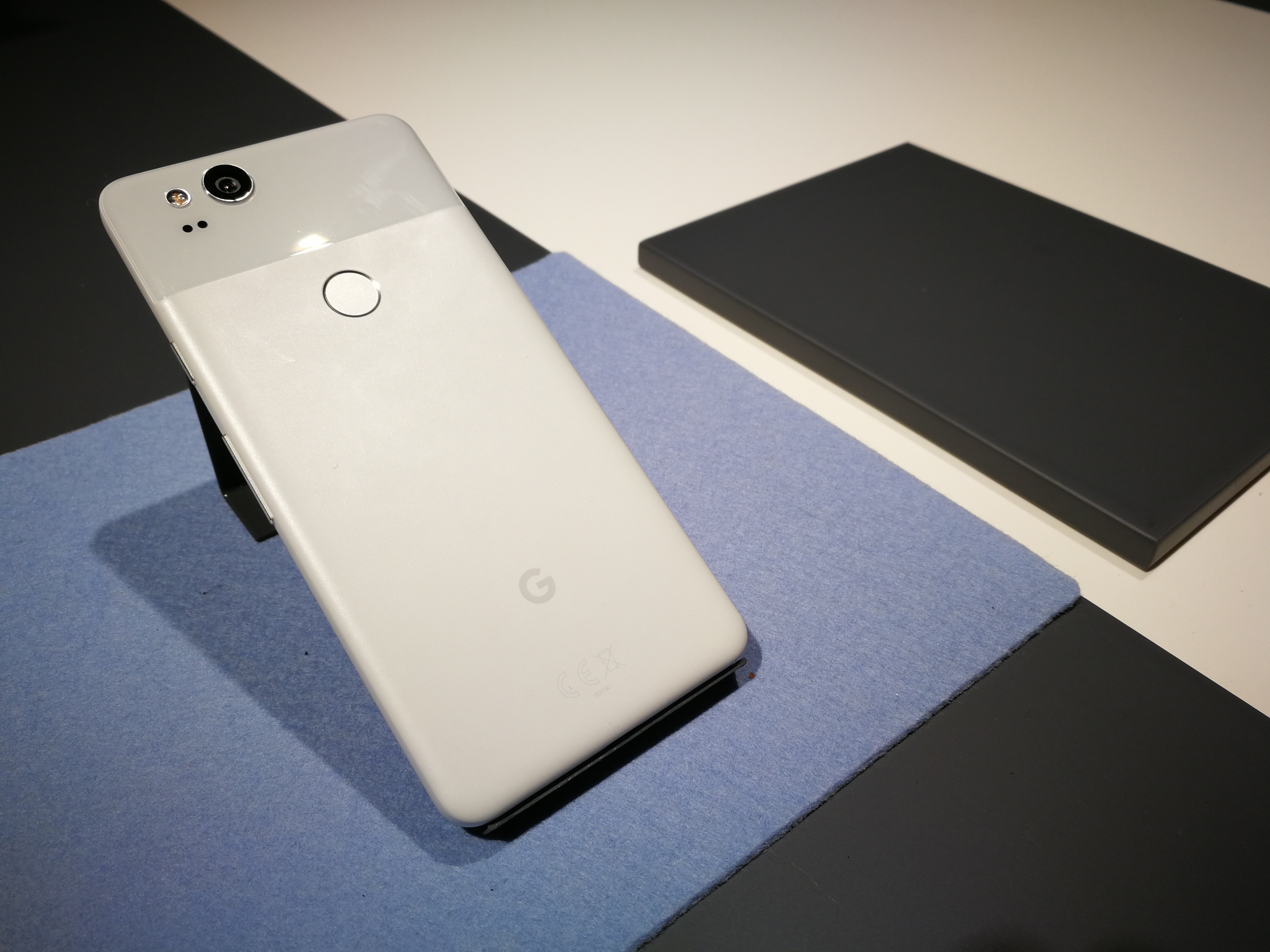 Premières impressions du smartphone Google Pixel 2 - Notebookcheck.fr
