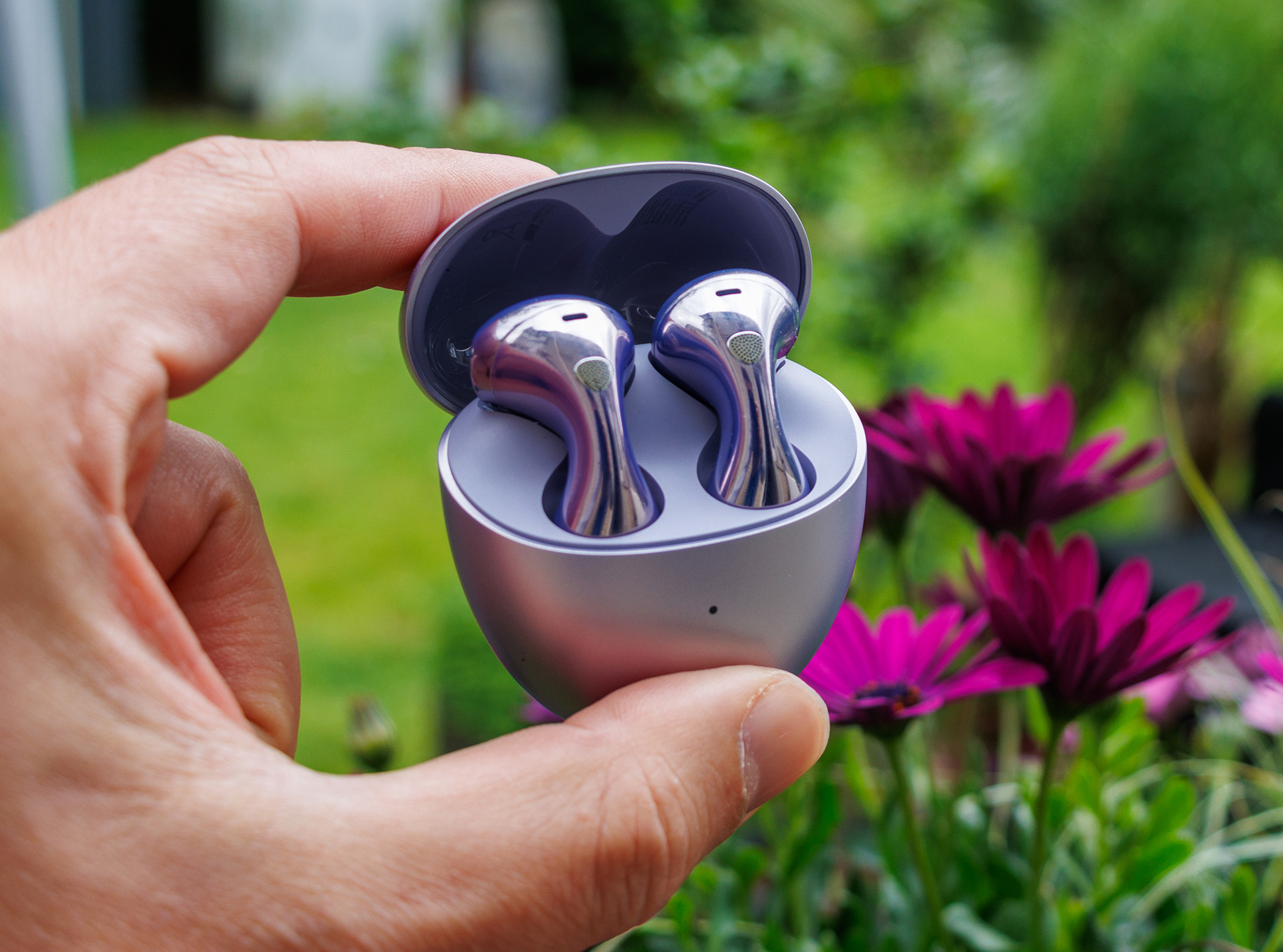Test des Huawei FreeBuds 6 : des écouteurs ouverts aux multiples ...