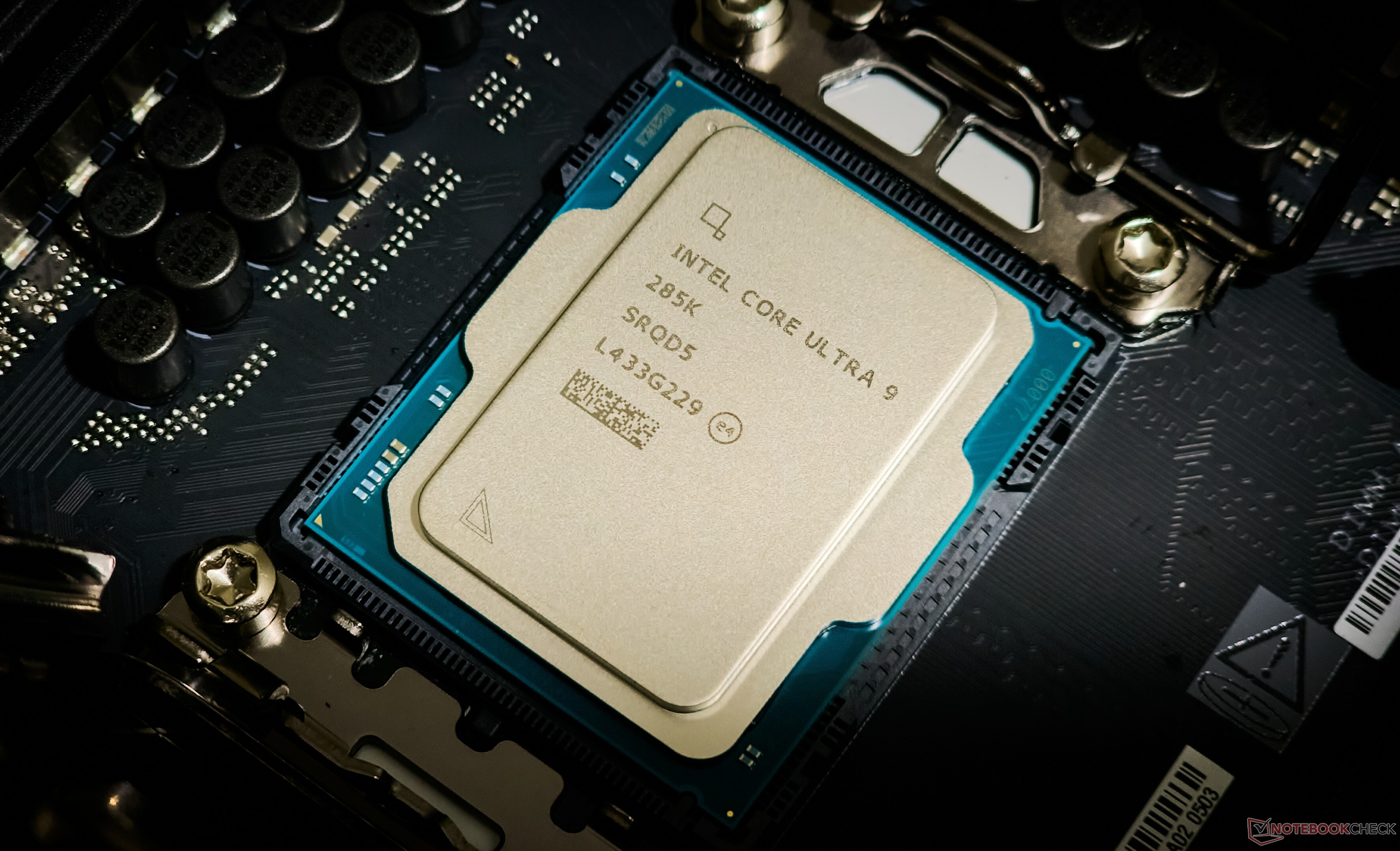 Test de l'Intel Core Ultra 9 285K Arrow Lake-S : efficacité énergétique ...