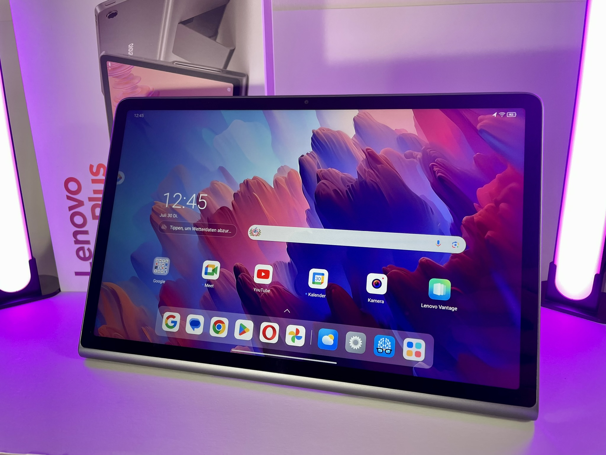 Test de la Lenovo Tab Plus : cette tablette à 300 dollars au meilleur ...