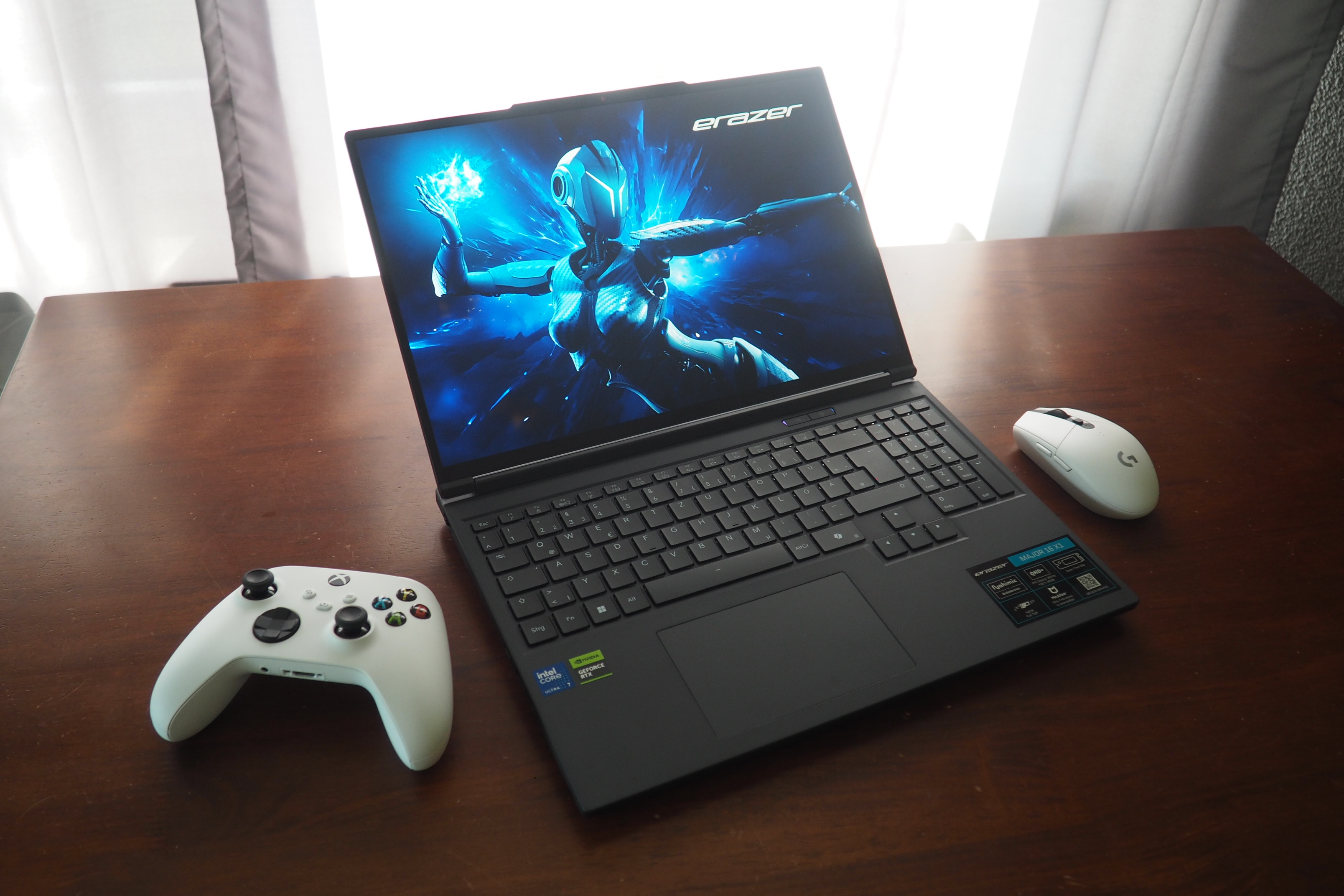 Test du Medion Erazer Major 16 X1 : PC portable de jeu avec une RTX ...