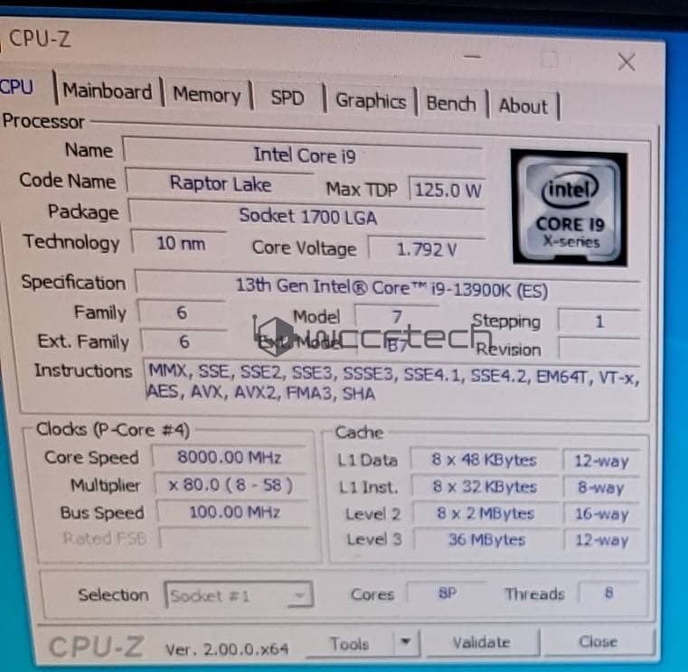 Premier échantillon d'Intel Core i9-13900K overclocké à 8.0 GHz - NotebookCheck.biz News