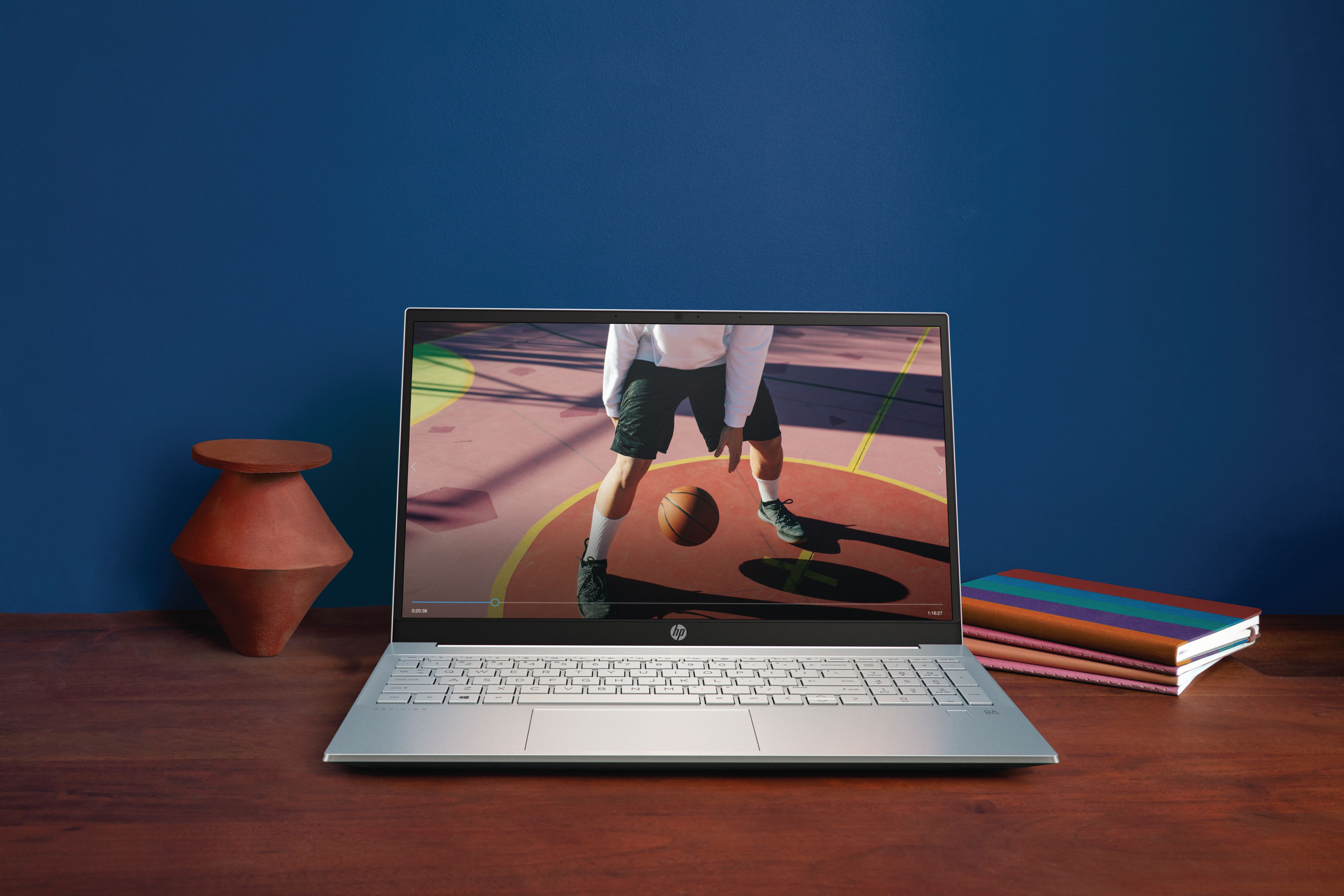 Le pavillon HP 15 rafraîchi avec les processeurs AMD Ryzen 4000 série ...