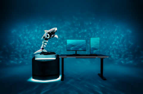 Le PC Shark X de Cooler Master, haut de 3 pieds, offre des ...