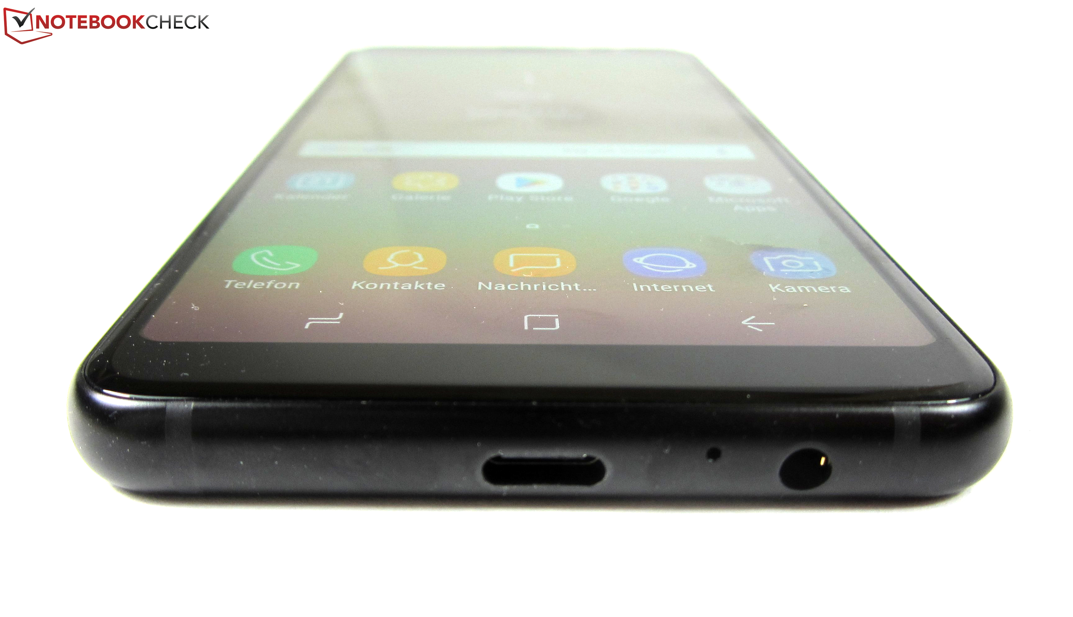 Courte critique du smartphone Samsung Galaxy A8 2018 - Notebookcheck.fr