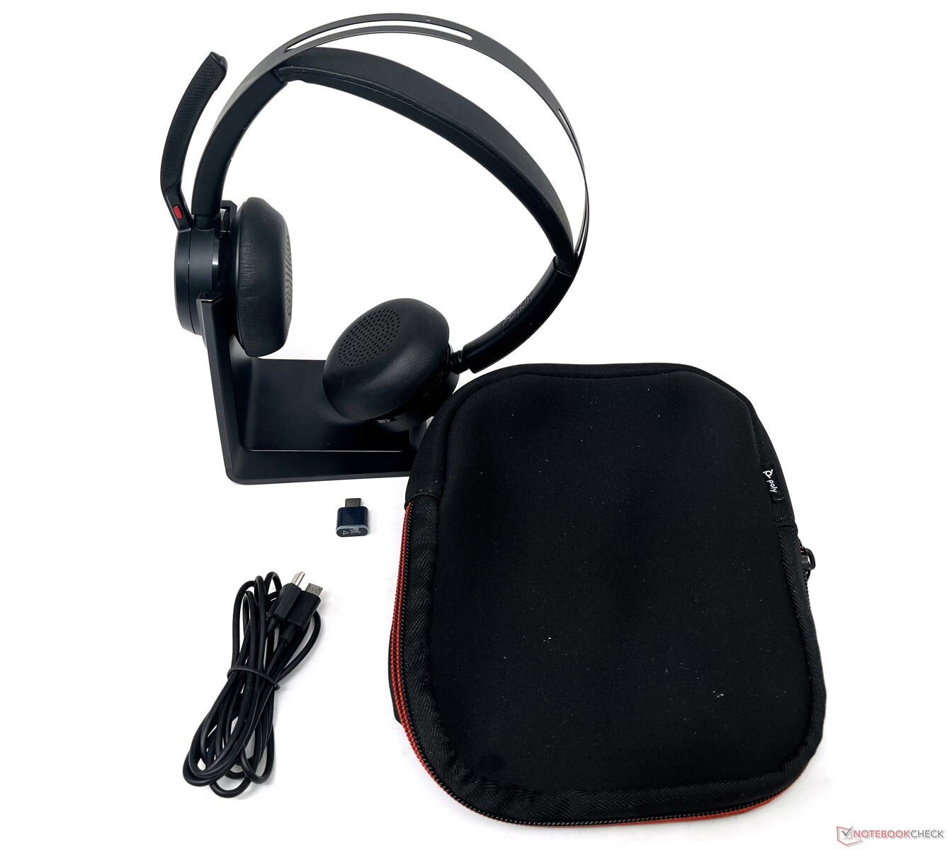 Test du Poly Voyager Focus 2 : Un casque d'affaires performant avec ...