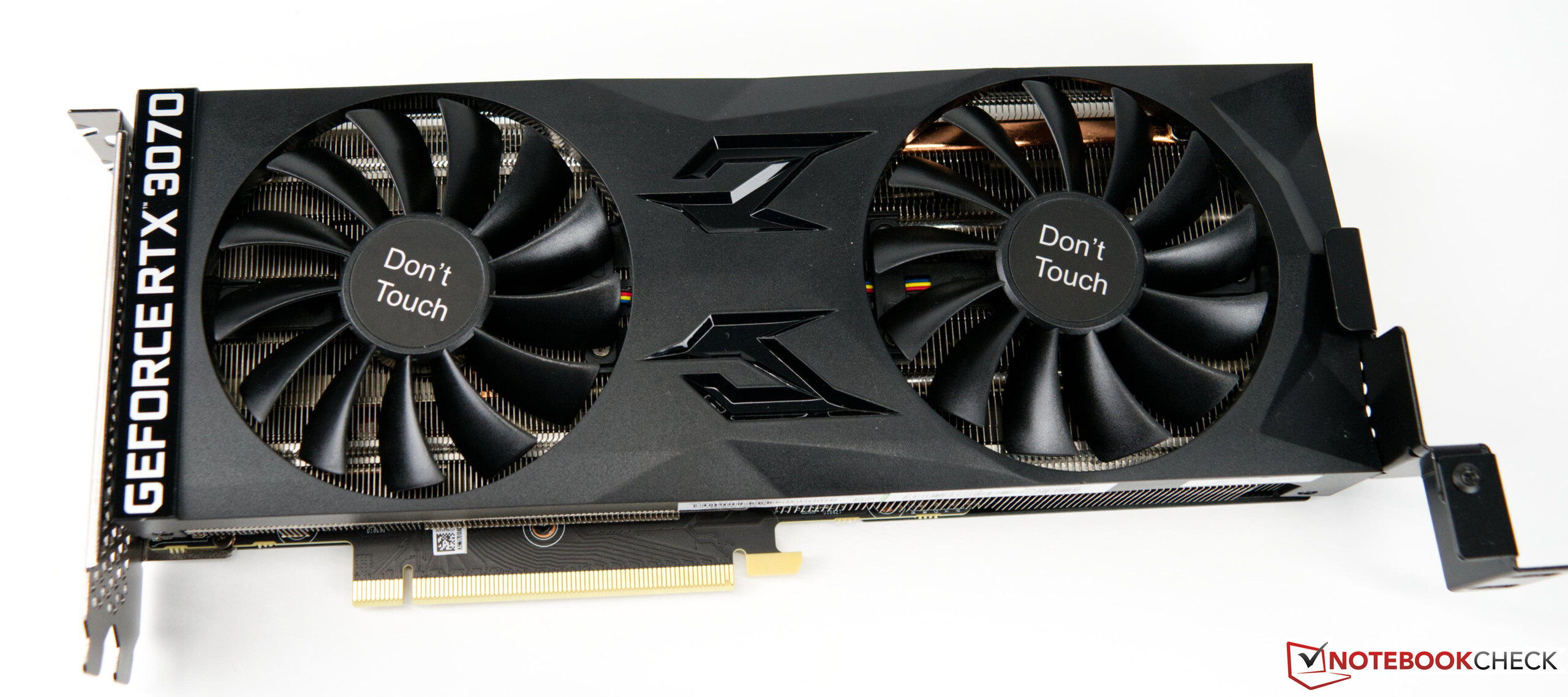 Test de l'Acer Predator Orion 3000 avec Core i7-12700F et RTX 3070 ...