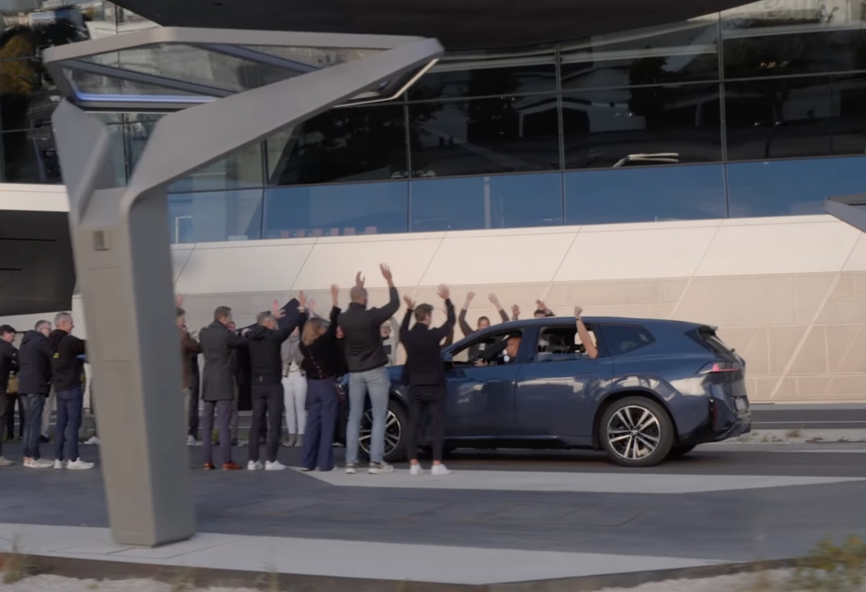 BMW iX3 écrase le test d'autonomie en conditions réelles en dépassant ...