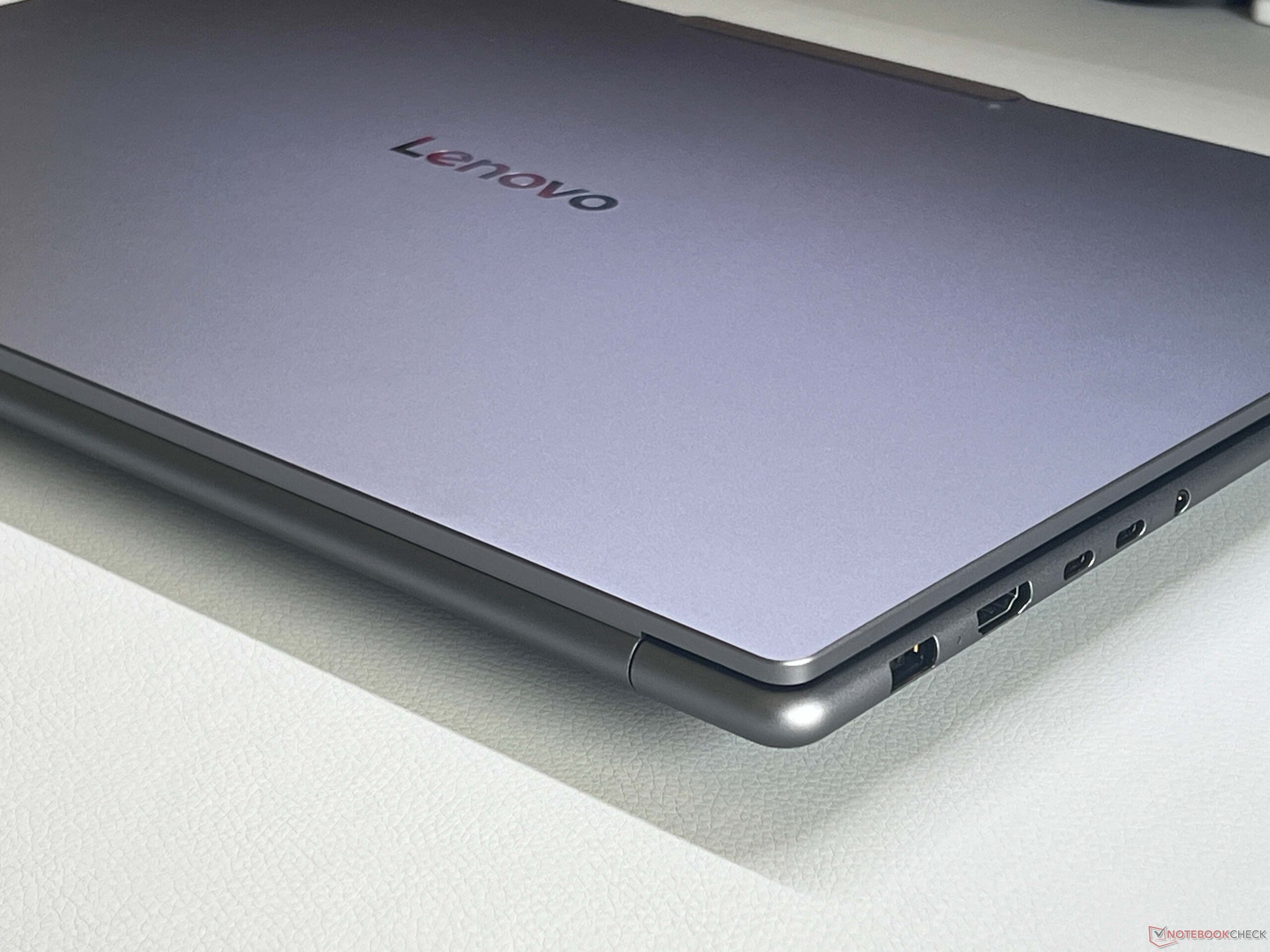 Test du Lenovo Yoga Pro 9i 16IAH G10 Aura Edition : PC portable ...