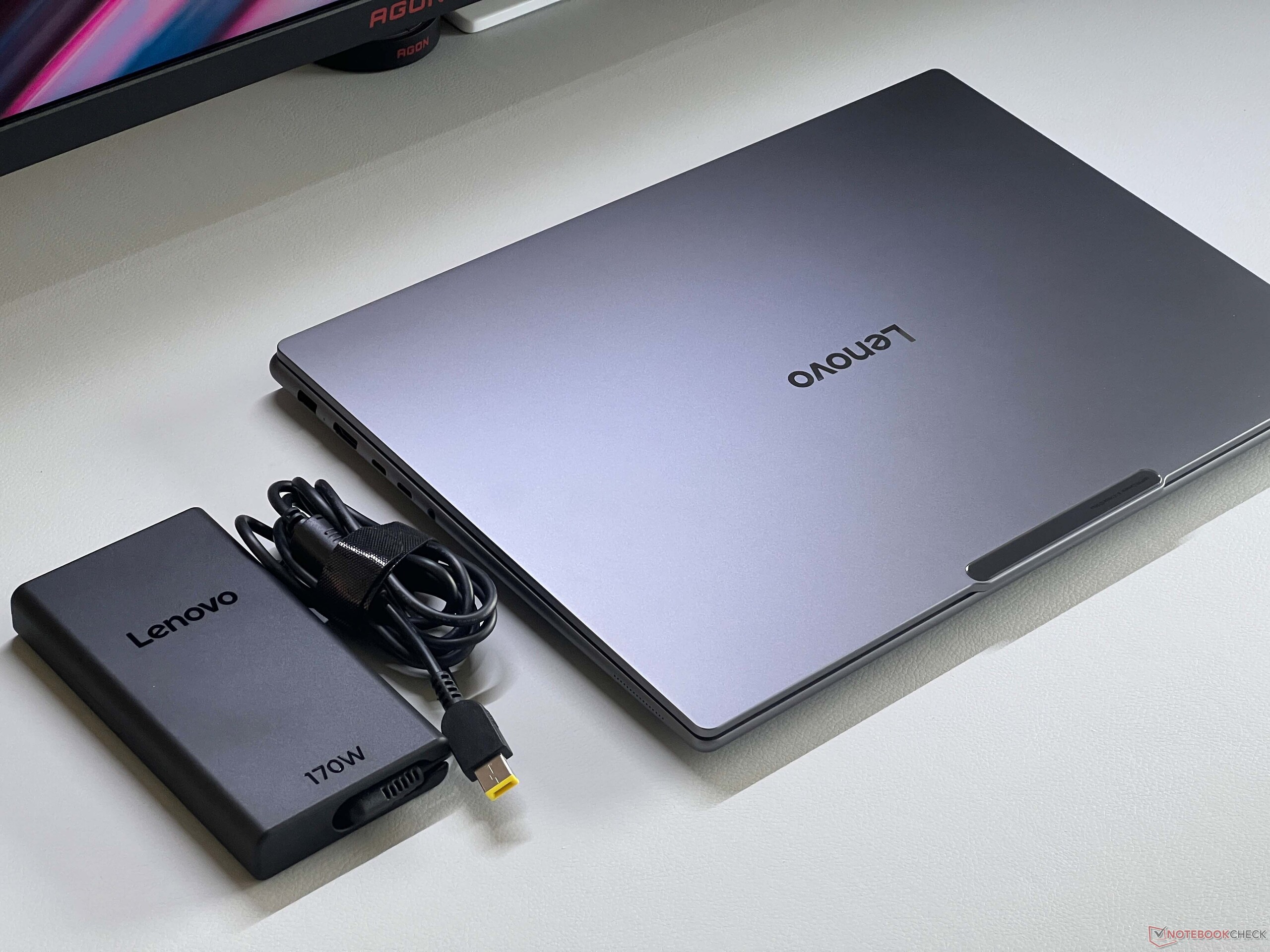 Test du Lenovo Yoga Pro 9i 16IAH G10 Aura Edition : PC portable ...